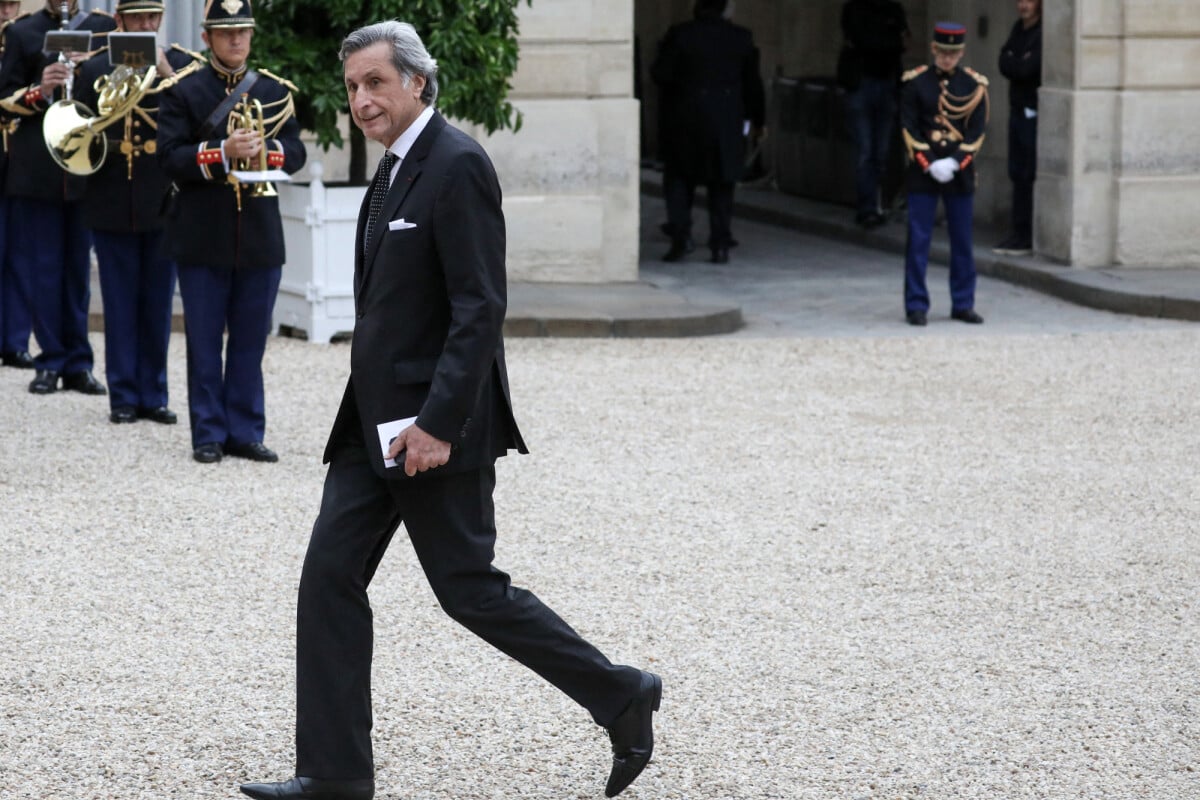 Photo : Le maire d'Arles, Patrick De Carolis arrive pour un dîner d ...