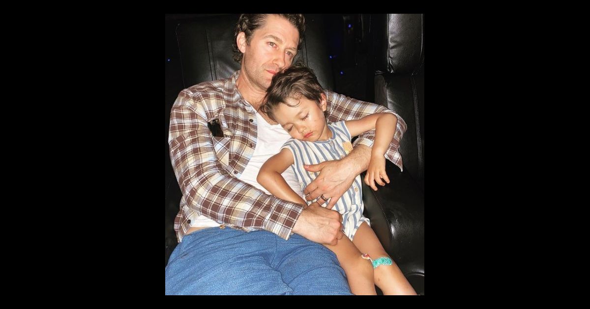 Matthew Morrison et son fils Revel James Makai. Instagram. Le 21 juin ...