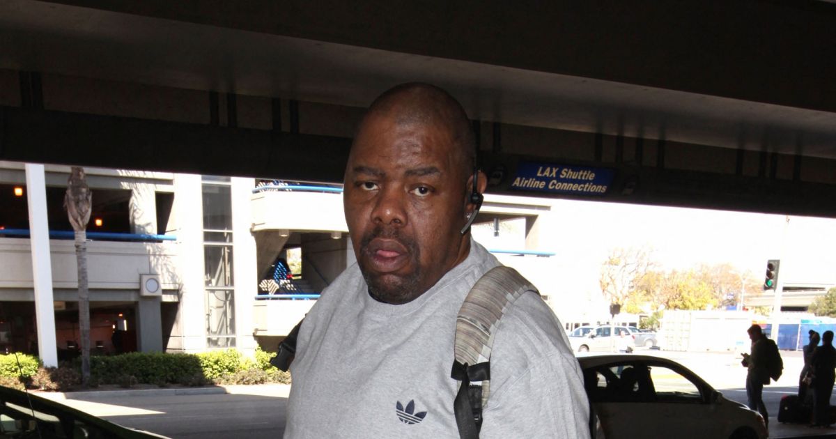 Marcel Theo Hall, plus connu sous le nom de 'Biz Markie', à l'aéroport ...