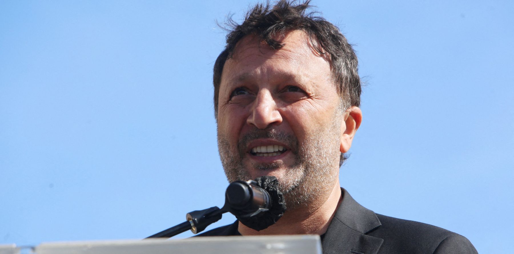 Arthur : Caroline Nielsen, la mère de son fils Aaron, a été en couple ...