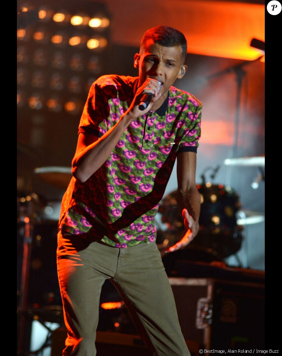 Stromae : Son fils de 2 ans, adorable jardinier, déjà aussi stylé que ...