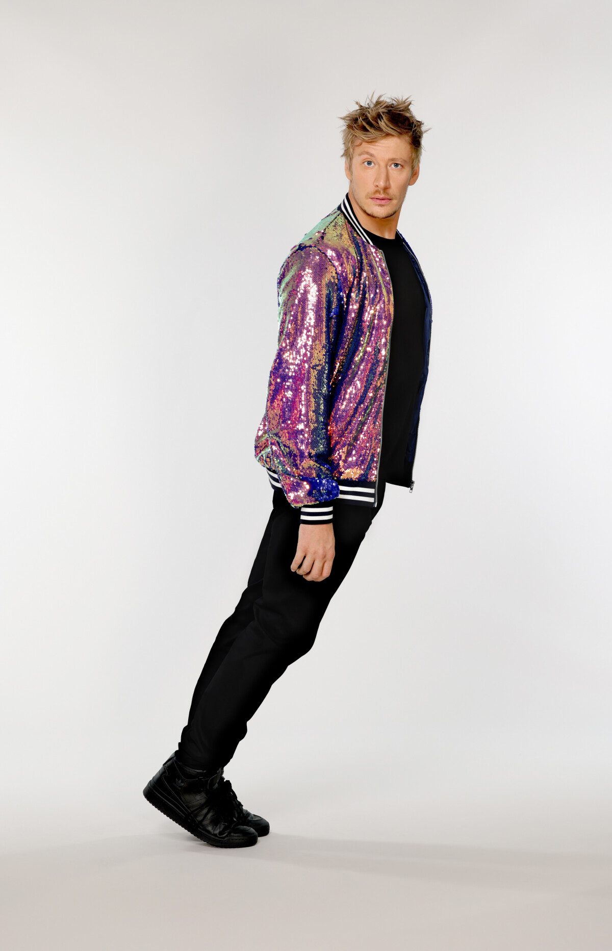 Photo : Gérémy Crédeville, photo officielle pour "Danse avec les stars ...