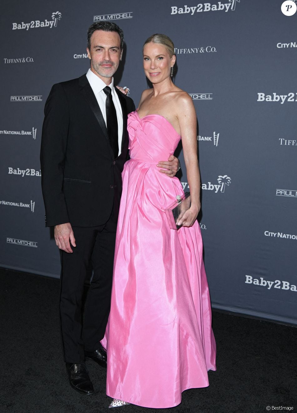 Reid Scott et Elspeth Keller au photocall du 10ème anniversaire du gala ...