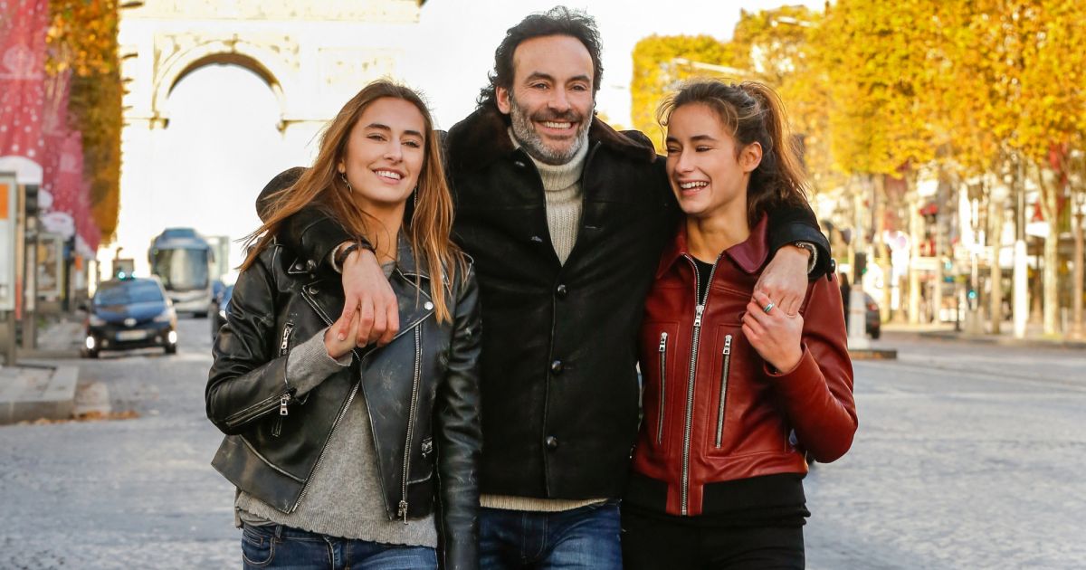 Exclusif - Rendez-vous avec Anthony Delon et ses filles Loup et Liv sur ...