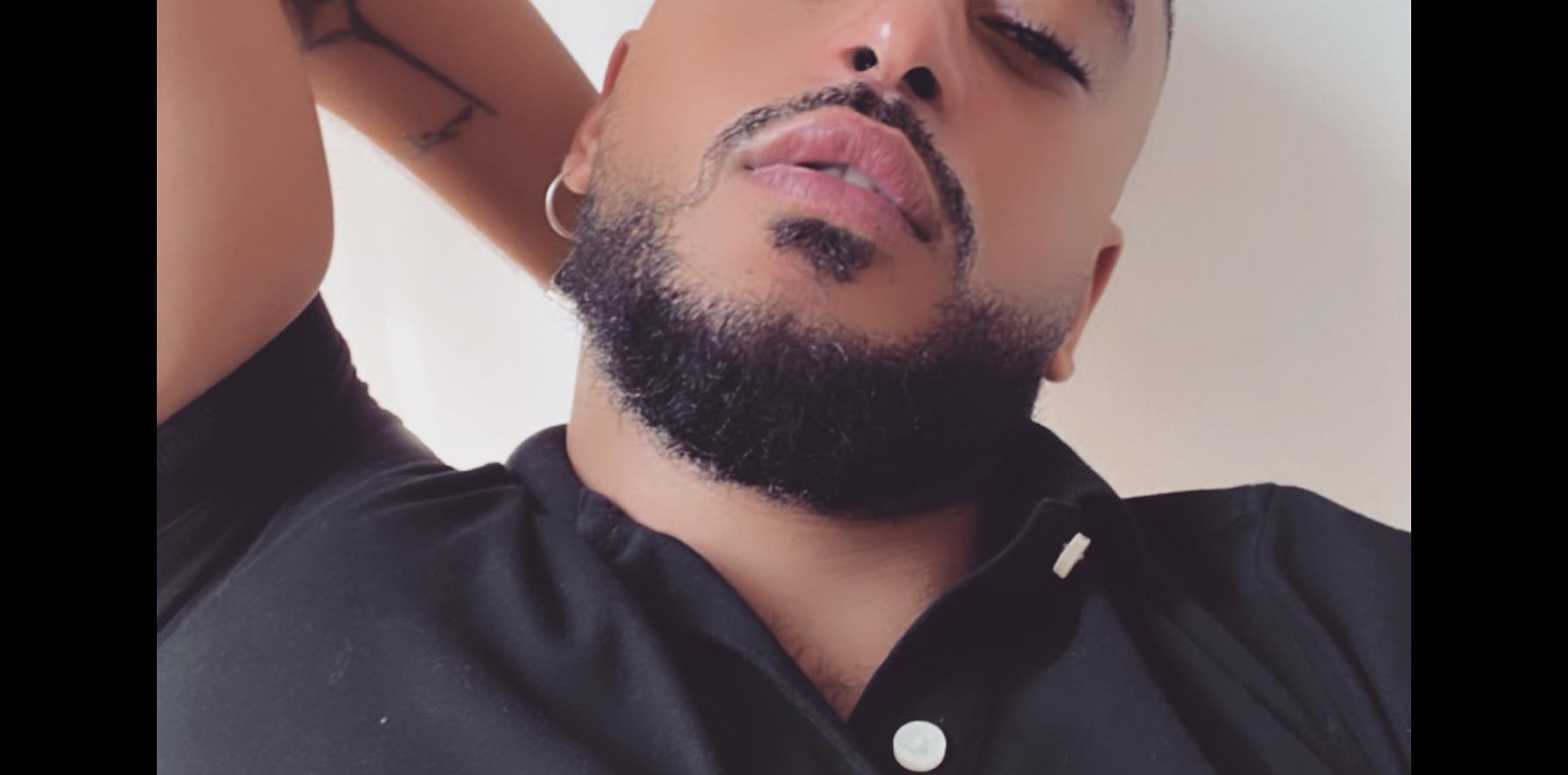 Slimane papa : rire et tendres baisers, il partage un moment douceur ...