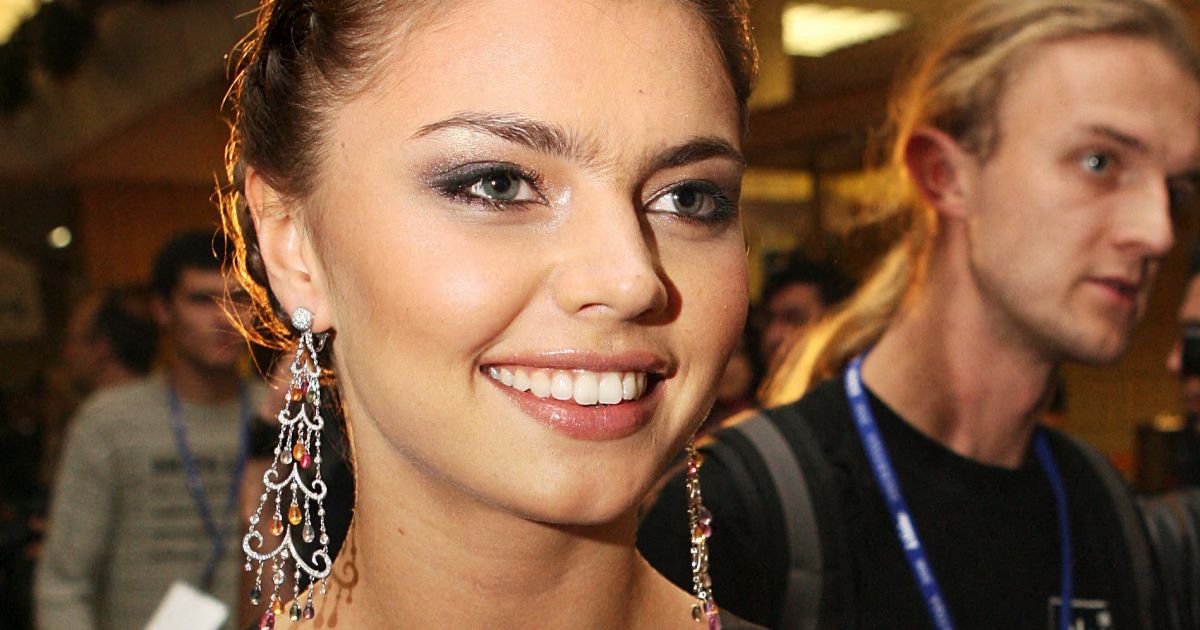 Alina Kabaeva, championne olympique de gymnastique rythmique et ...