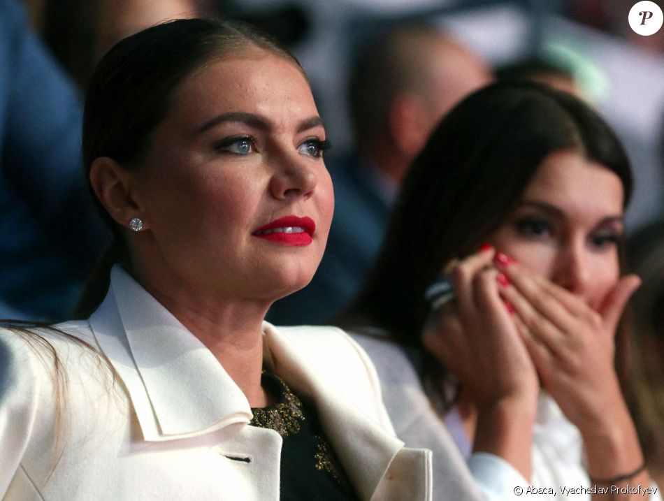 Alina Kabaeva assiste à un spectacle de gymnastique à Moscou, en Russie ...