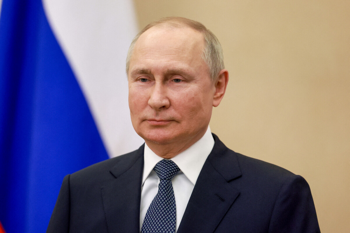 Photo : Le président russe Vladimir Poutine prononce une allocution ...