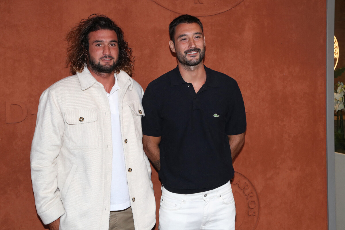 Photo : Lucas Frérot et son frère Jérémy Frérot au village (Jour 2 ...