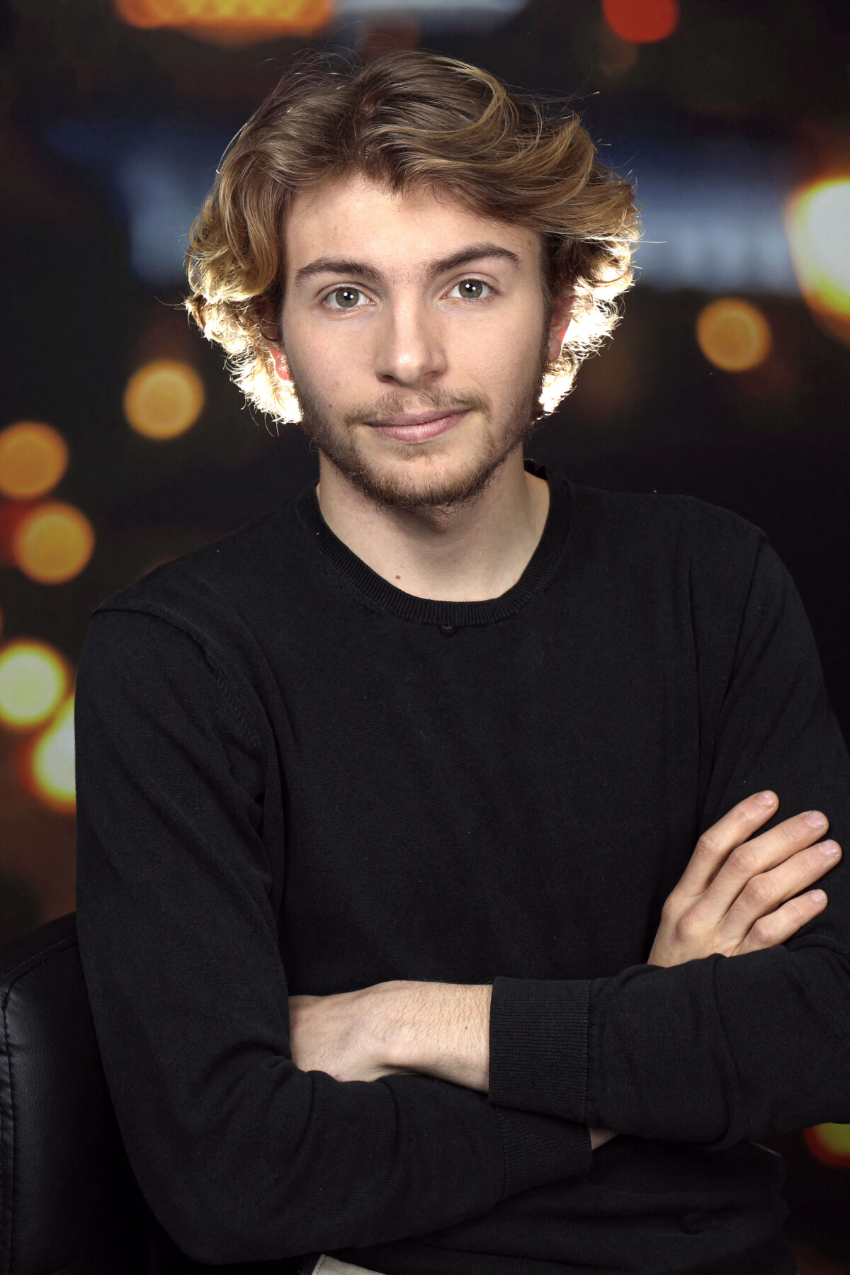 Photo : Portrait de Arthur Germain, fils de la maire de Paris Anne ...