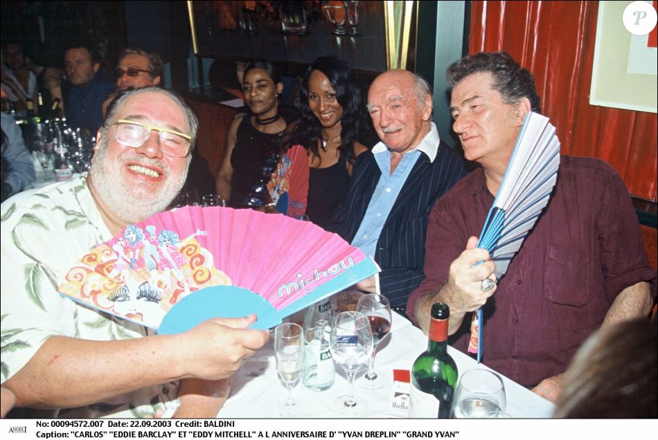 Carlos, Eddie Barclay et Eddy Mitchell lors de l'anniversaire d'Yvan ...