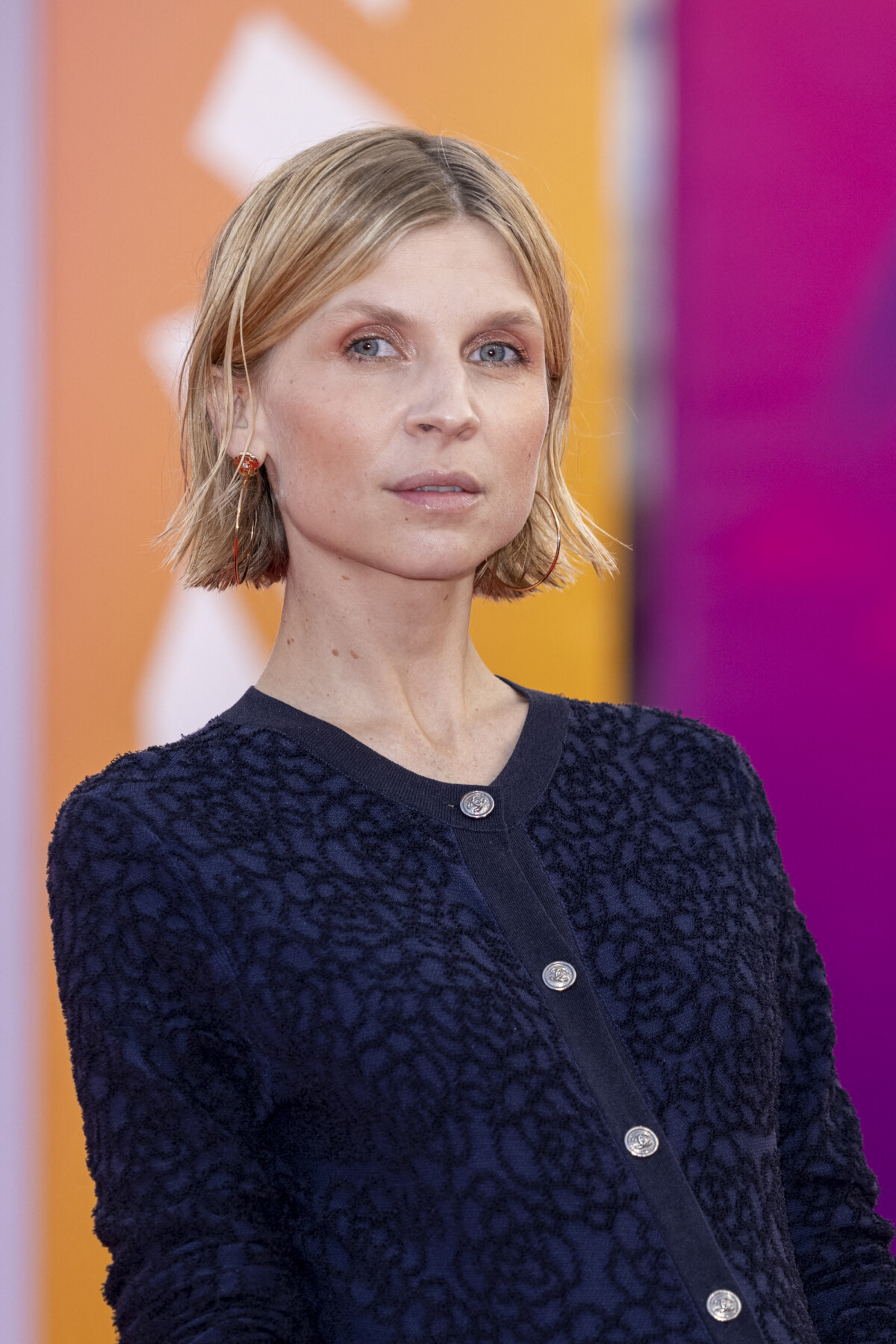 Photo : Clémence Poésy (enceinte) à la remise du Prix Nouvel Hollywood ...