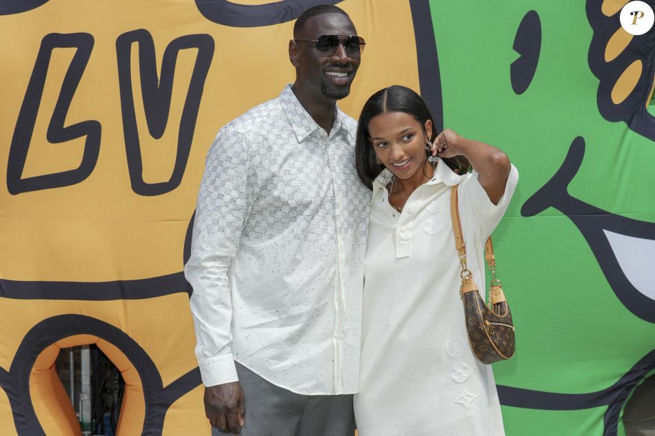 Omar Sy et sa fille Selly Sy - Photocall du défilé de mode Hommes Louis ...