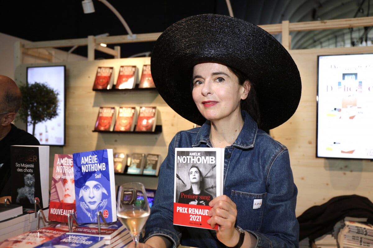Photo : Amélie Nothomb (Premier Sang - Editions Albin Michel) au ...