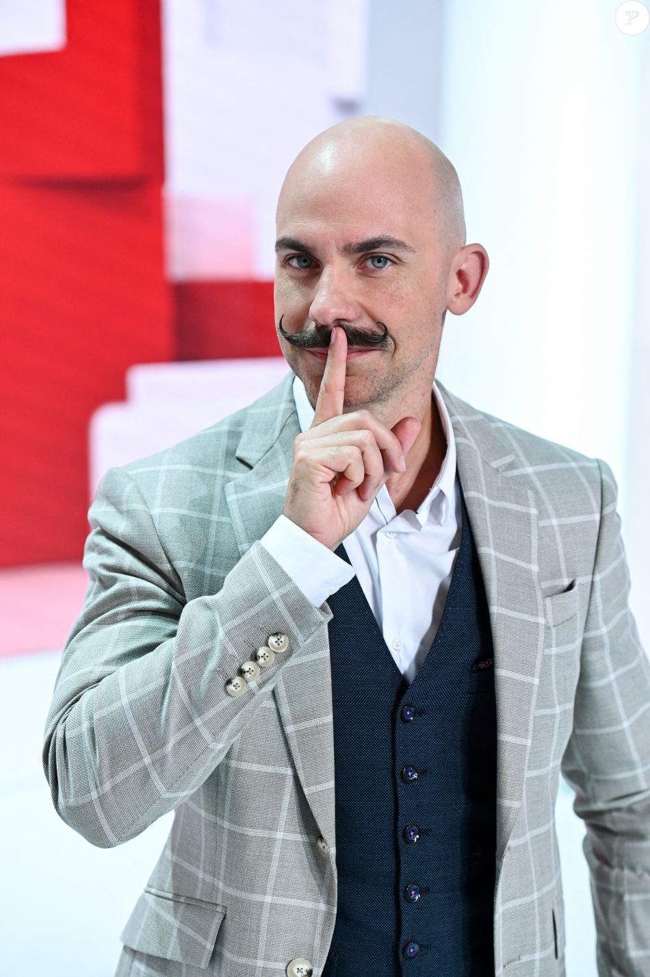 Exclusif - Viktor Vincent - Enregistrement de l'émission Vivement ...