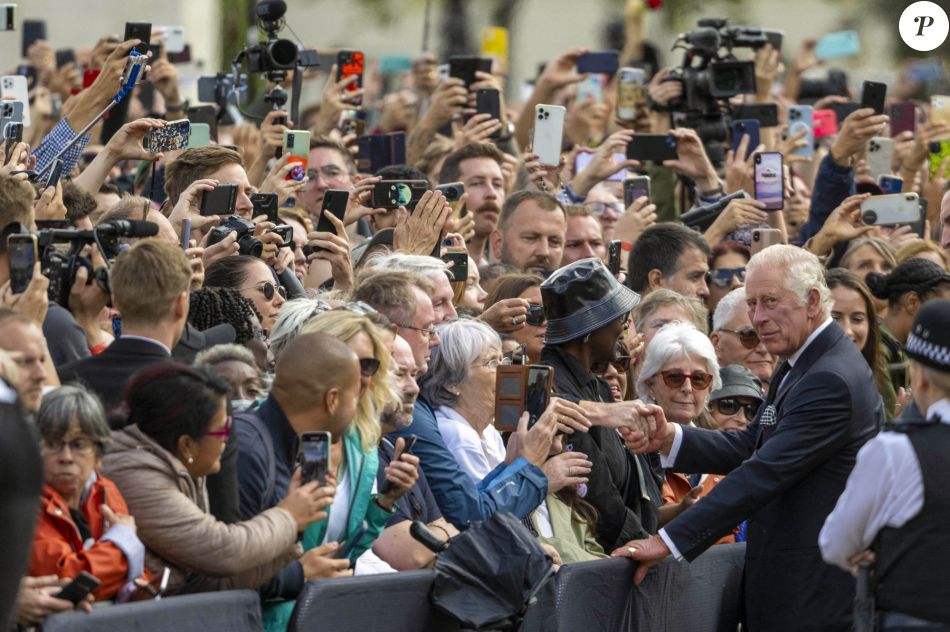 Le roi Charles III d'Angleterre et Camilla Parker Bowles, reine consort ...