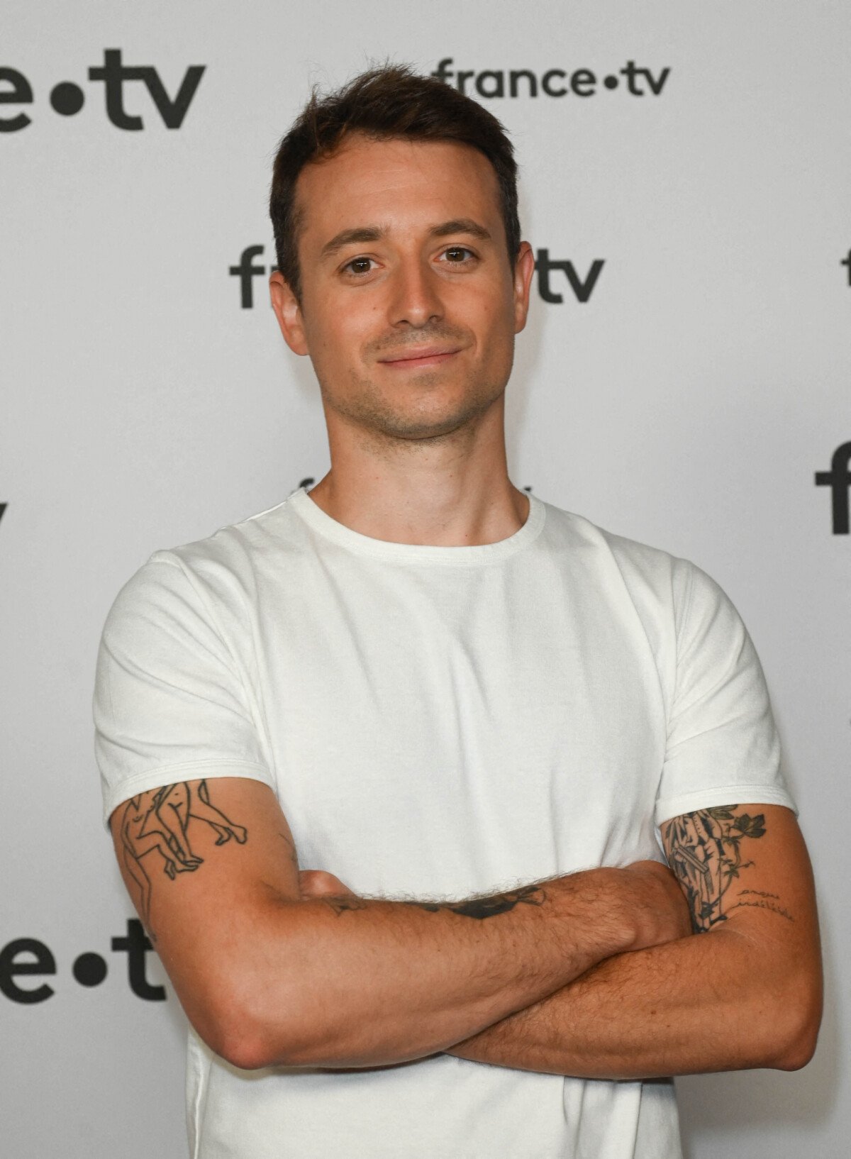 Photo : Hugo Clément au photocall pour la conférence de presse de ...