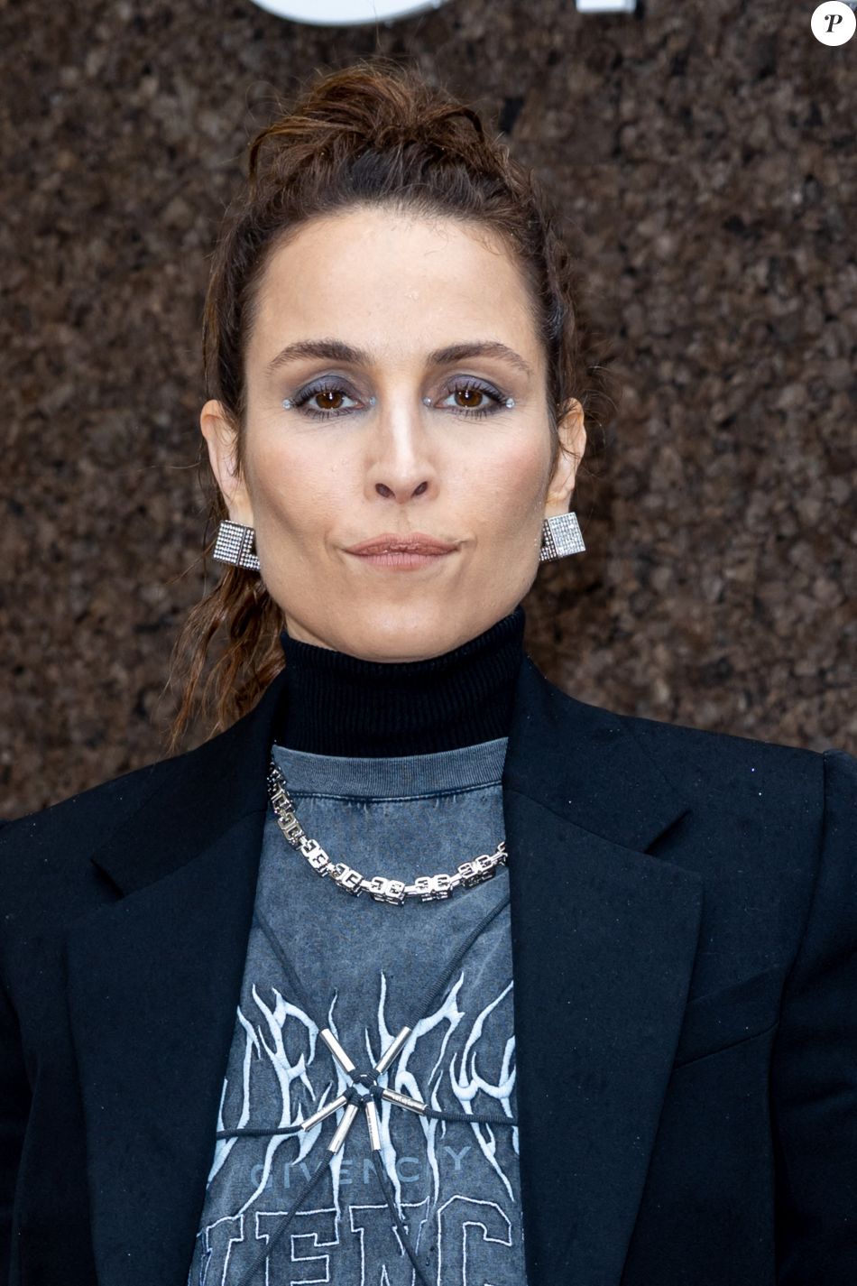 Noomi Rapace - Photocall du défilé Givenchy, Collection Femme Prêt-à ...