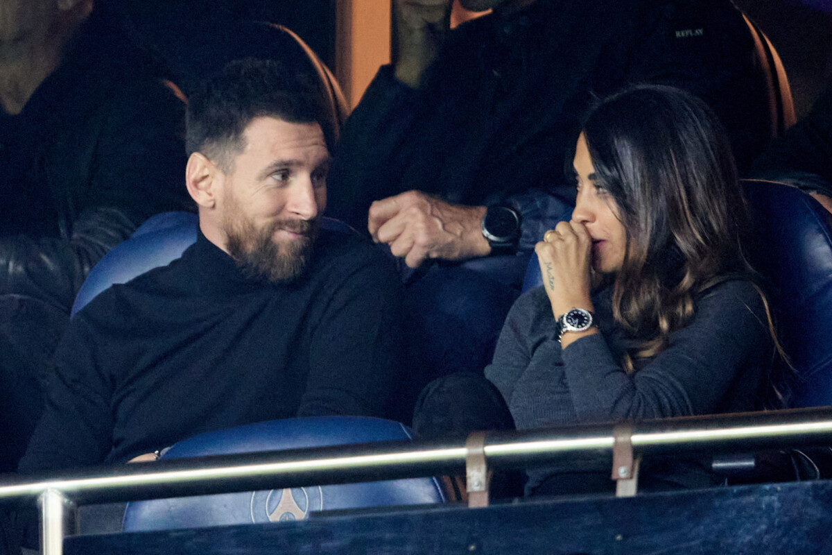 Photo : Lionel Messi et sa femme Antonella Roccuzzo - People au match ... Photo : Lionel Messi et sa femme Antonella Roccuzzo - People au match ...