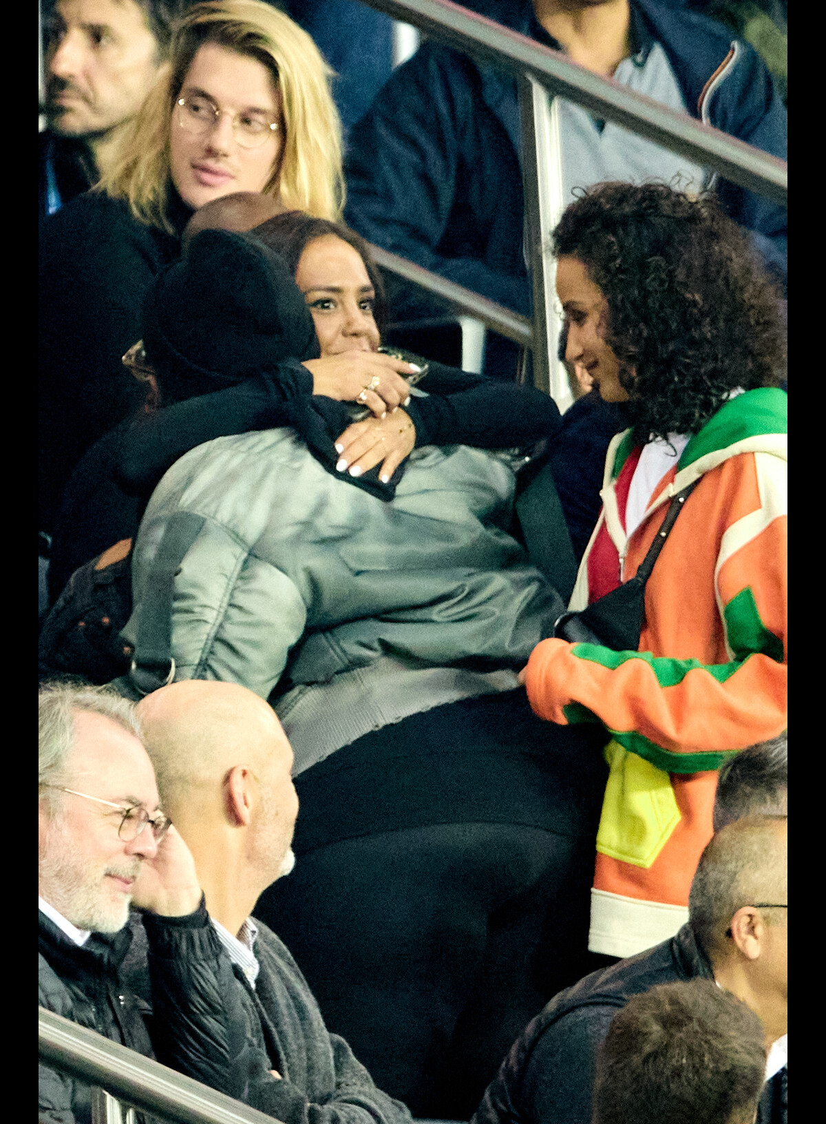 Photo : Paul Mirabel, Melha Bedia et Alice Belaïdi - People au match de ...