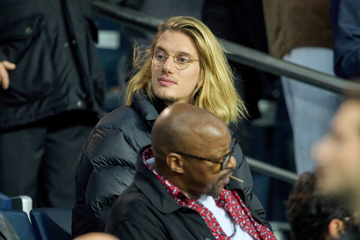 Photo : Paul Mirabel - People au match de Ligue 1 Uber Eats "PSG -OM ...