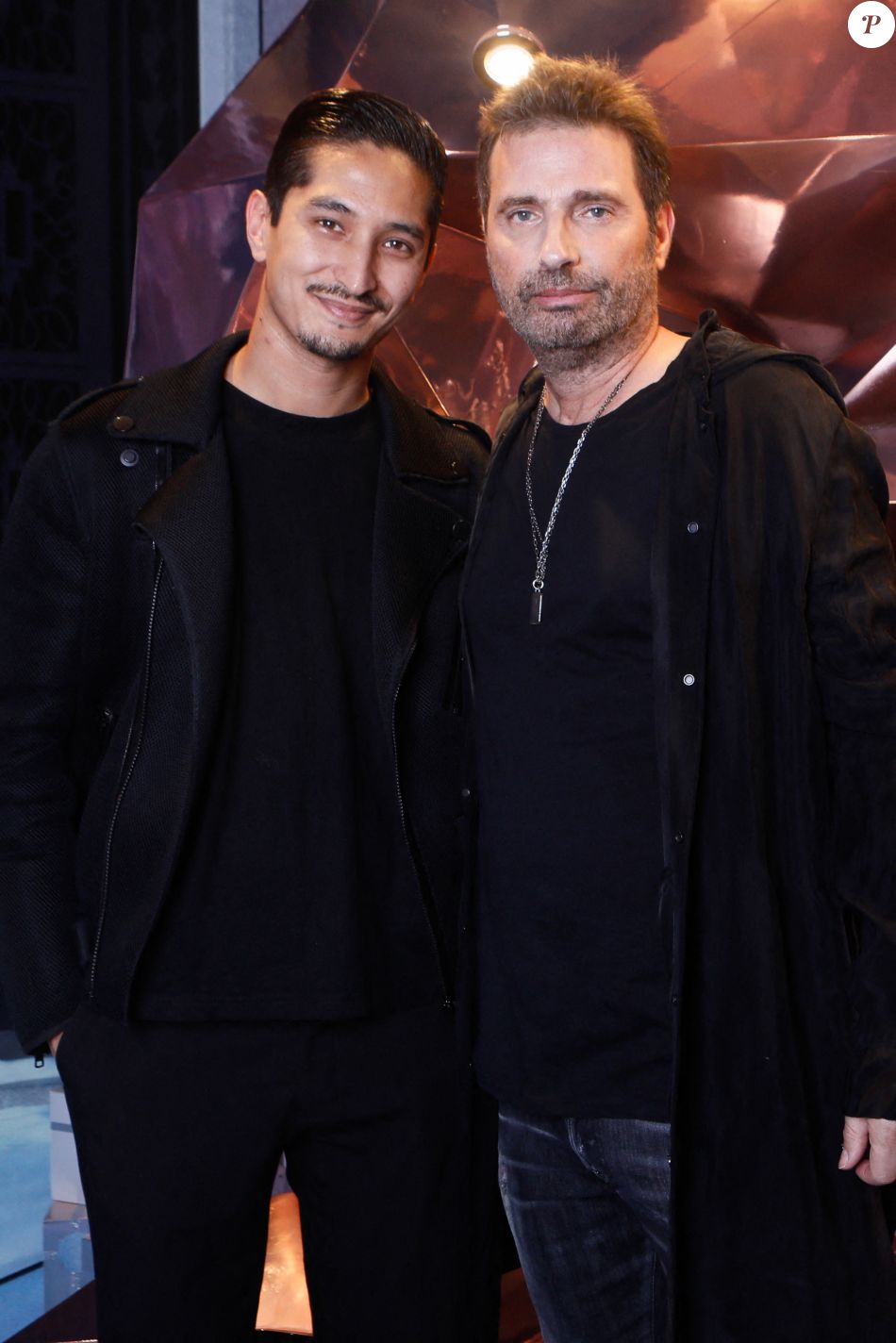 Exclusif - Sami Nouri, Richard Orlinski au photocall de la soirée ...