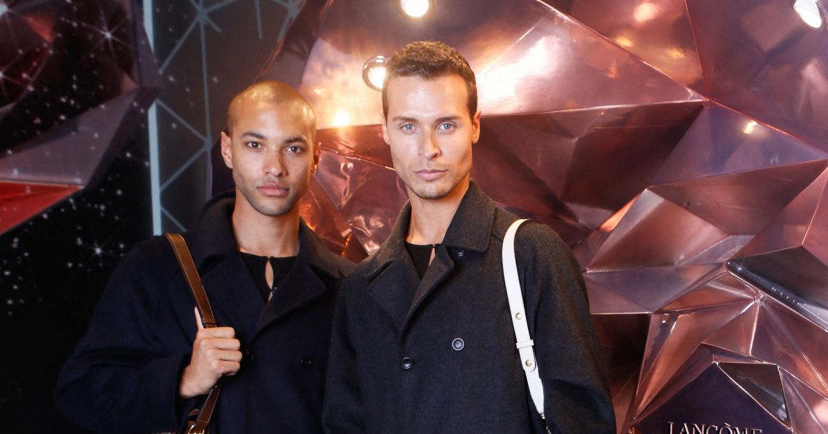 Exclusif - Théo et Rémy au photocall de la soirée Lancôme x Orlinski ...