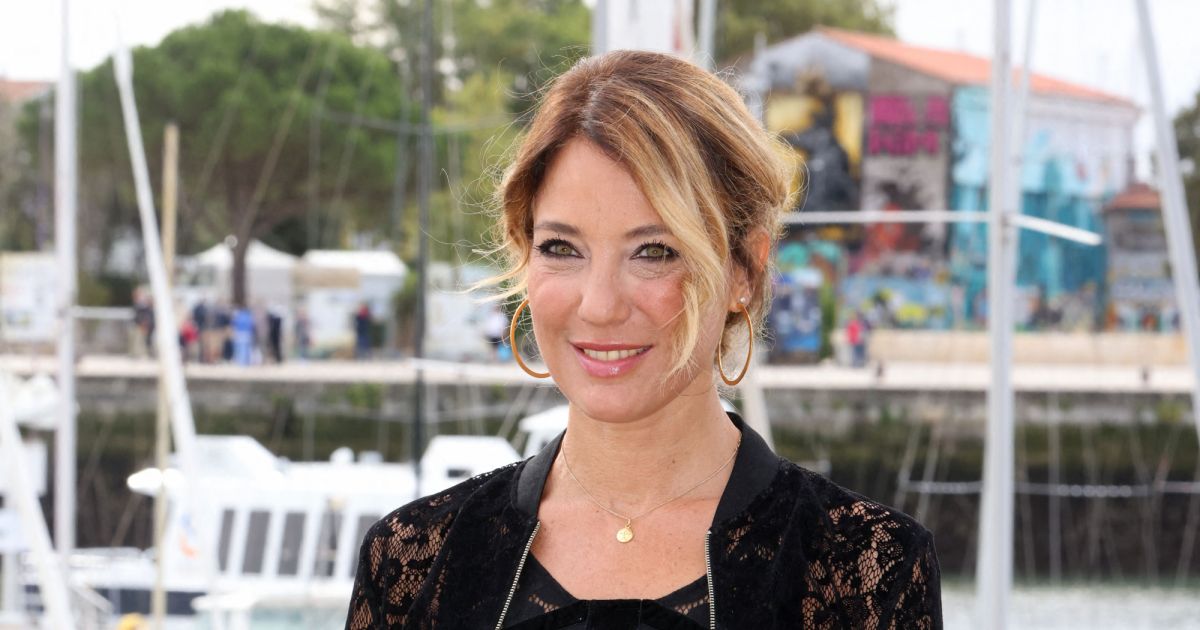 Emma Colberti au photocall de la série Un si grand soleil lors de la ...
