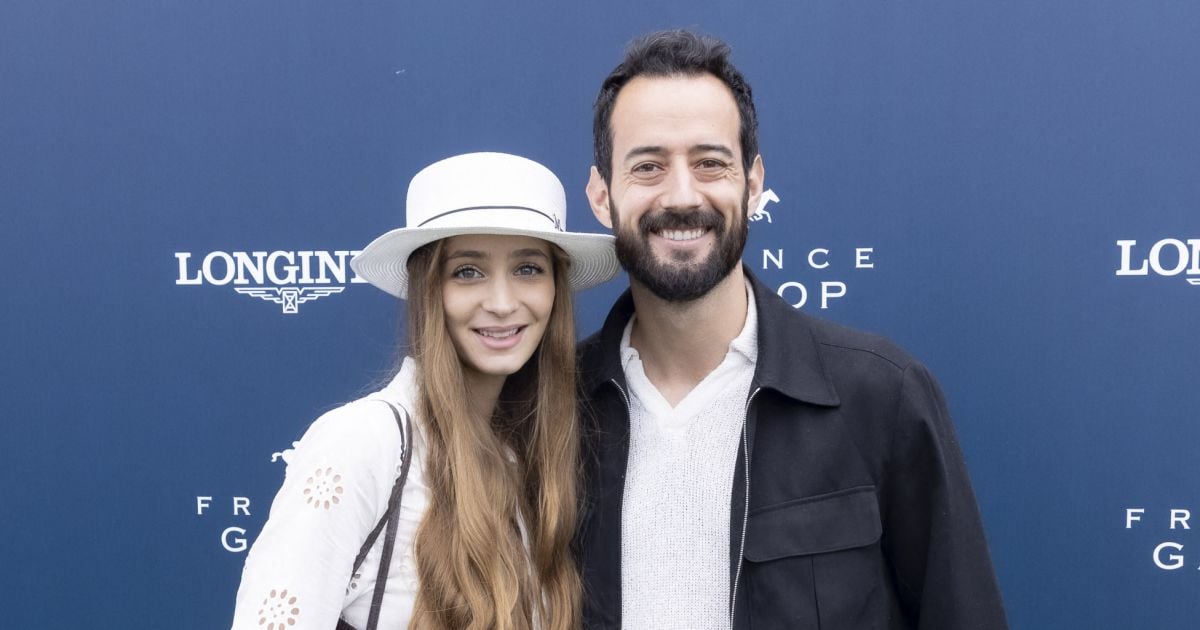 Victoria Dauberville, Mathieu Forget - Photocall du Prix de Diane ...