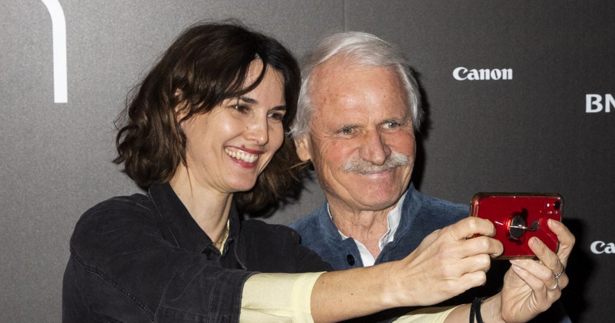 Eglantine Emeyé et Yann Arthus-Bertrand - Avant-première du film Women ...