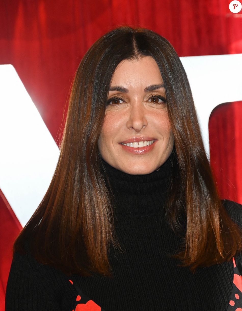 Jenifer Bartoli à l'avant-première du film d'animation Tous en scène 2 ...
