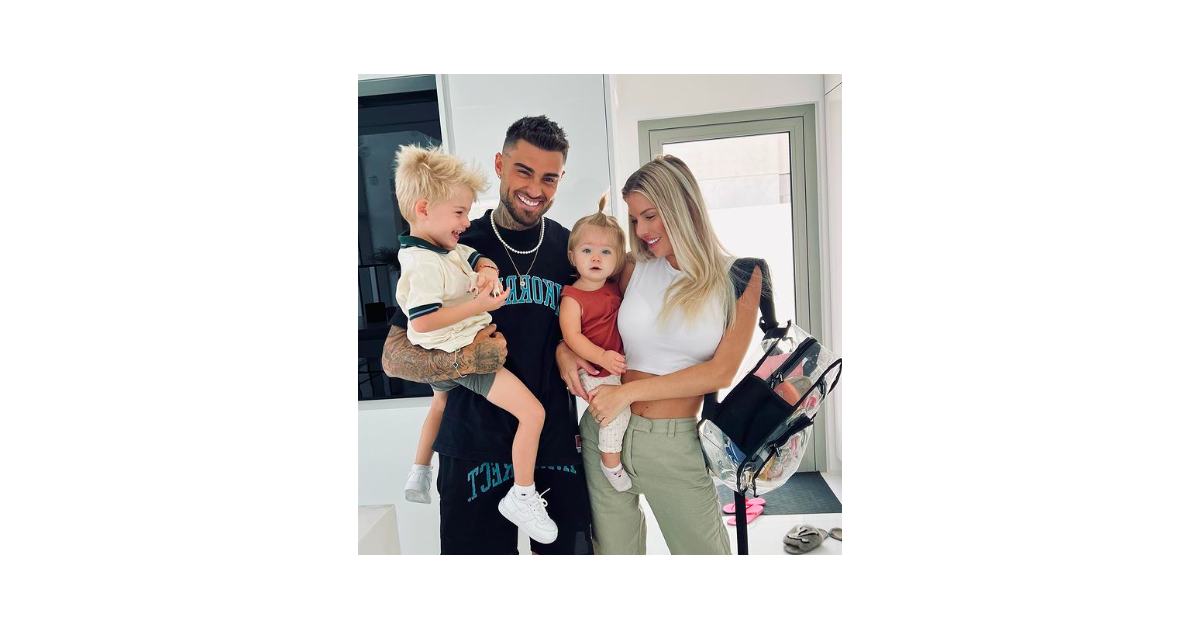 Jessica Thivenin, Thibault Garcia et leurs enfants, Maylone et Leewane ...