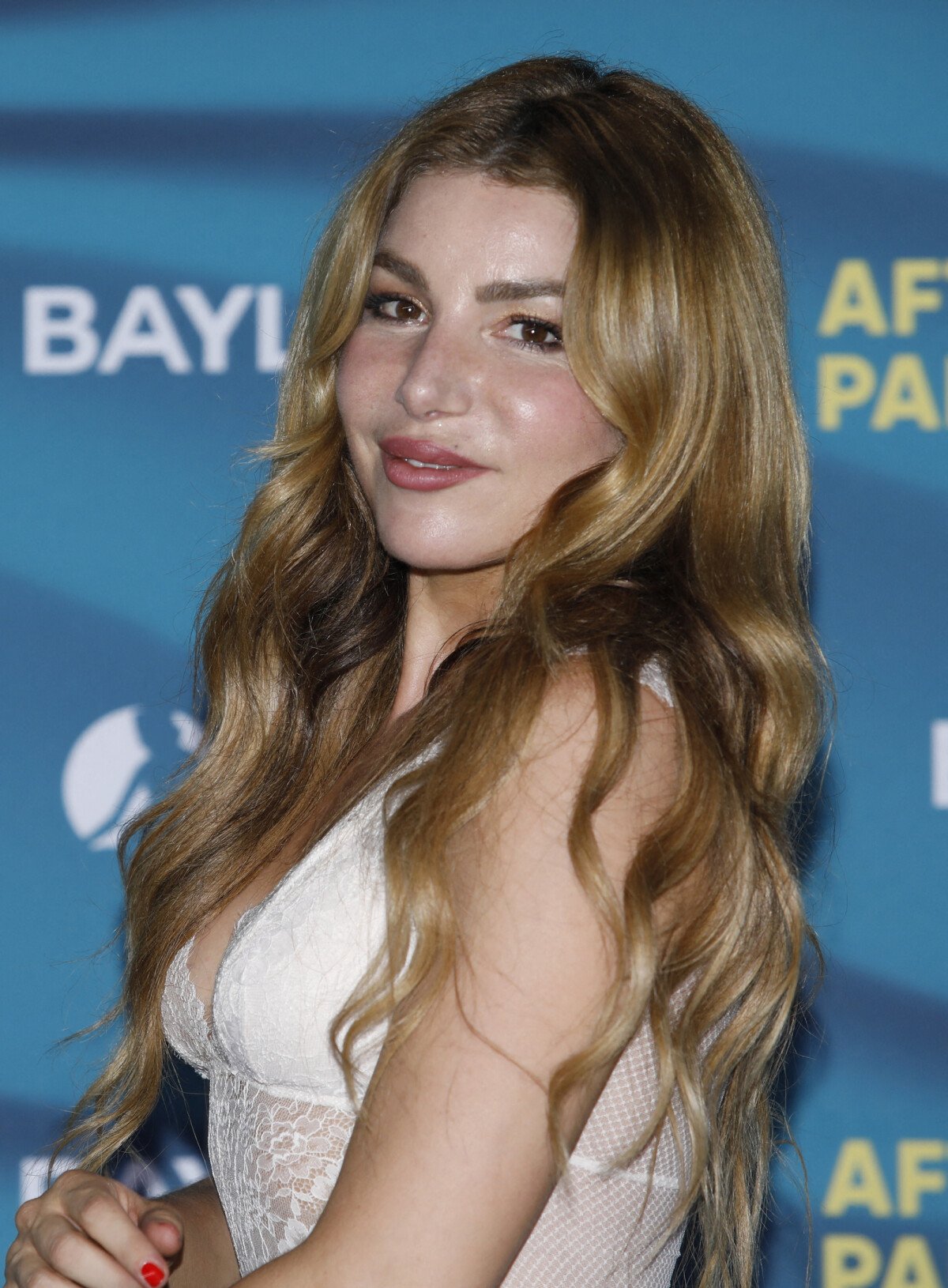 Photo : Lola Marois au photocall de l'after party de la cérémonie d'ouverture de la 61ème ...