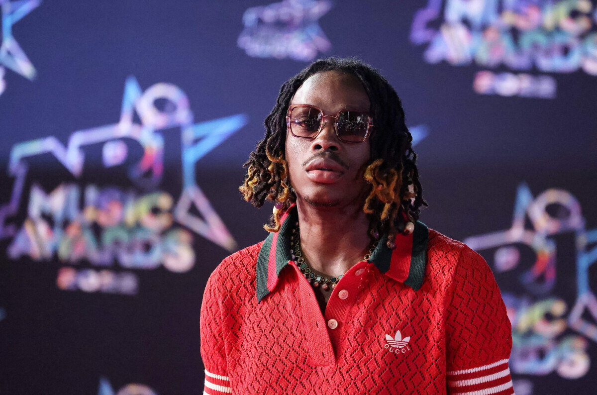 Photo : Fireboy DML au photocall de la 24ème édition des "NRJ Music ...