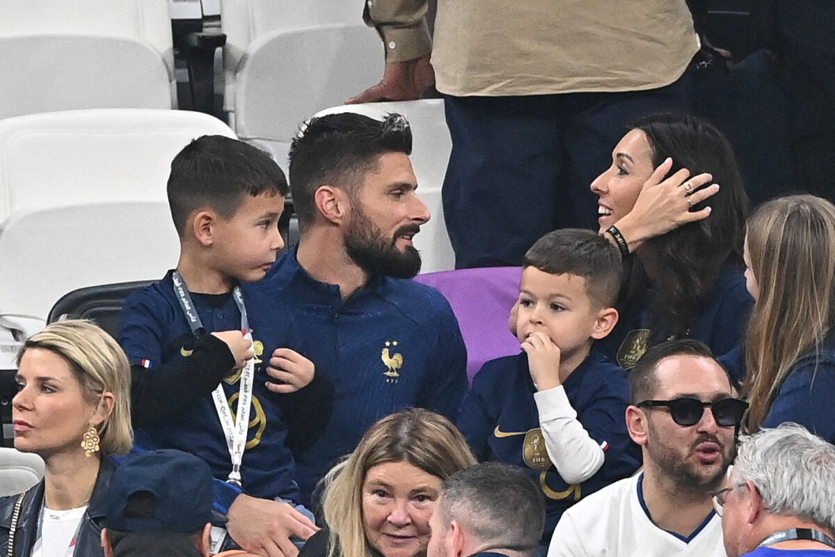 Photo : Olivier Giroud , sa femme Jennifer Giroud et leurs enfants ...