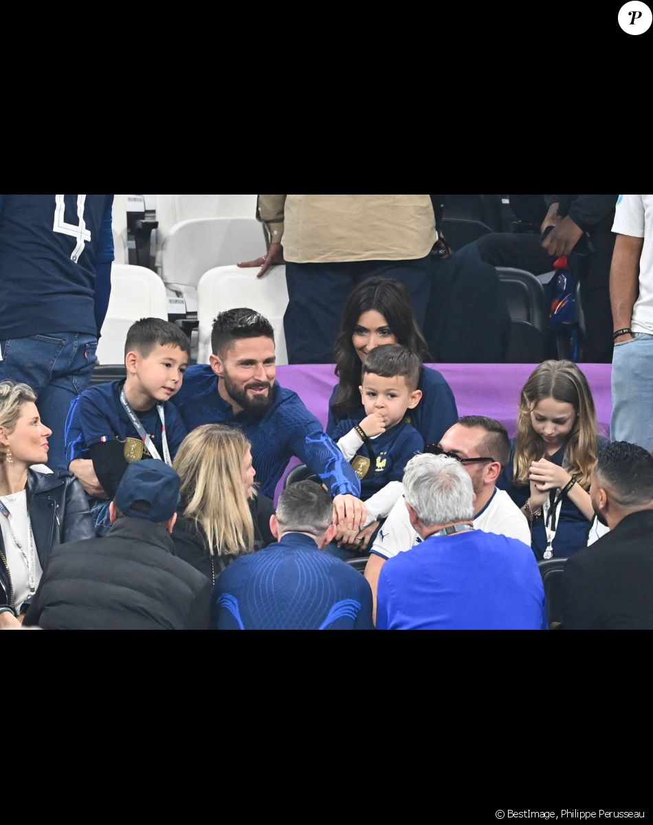 Coupe du monde : Olivier Giroud en famille, baiser enflammé avec sa ...