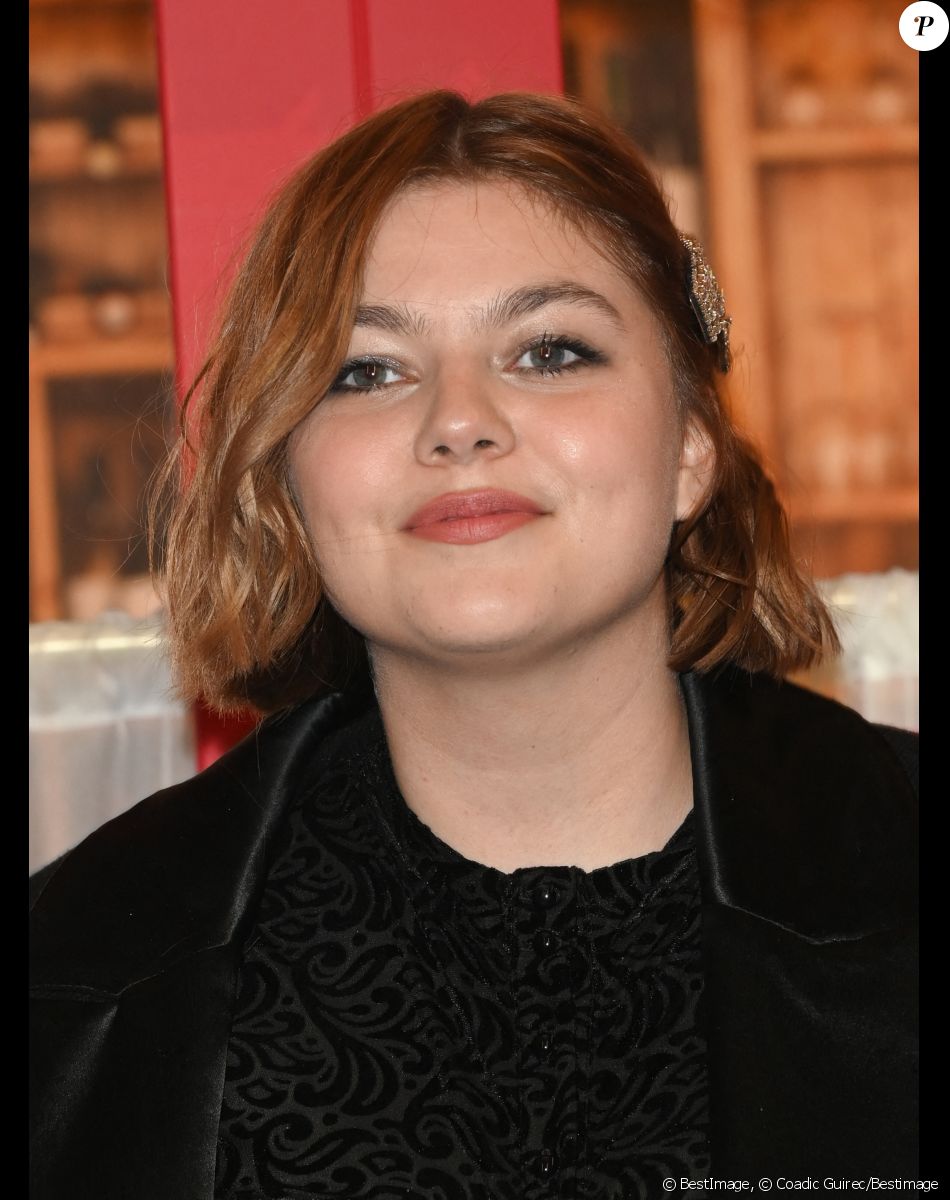 Louane surnommée "boule de gras" au lycée : confidences bouleversantes ...