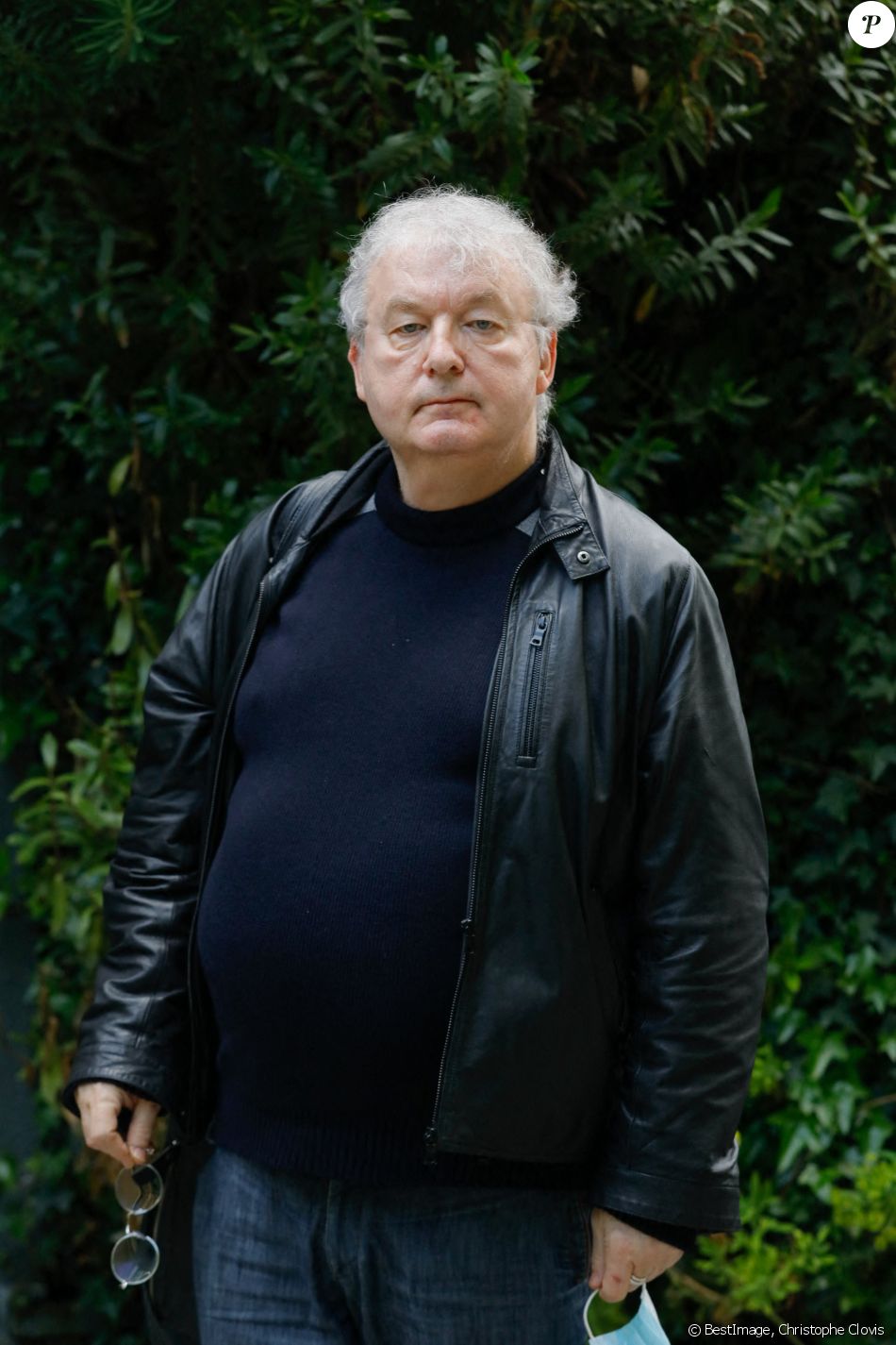Dominique Besnehard arrive à l'enregistrement de l'émission Vivement ...