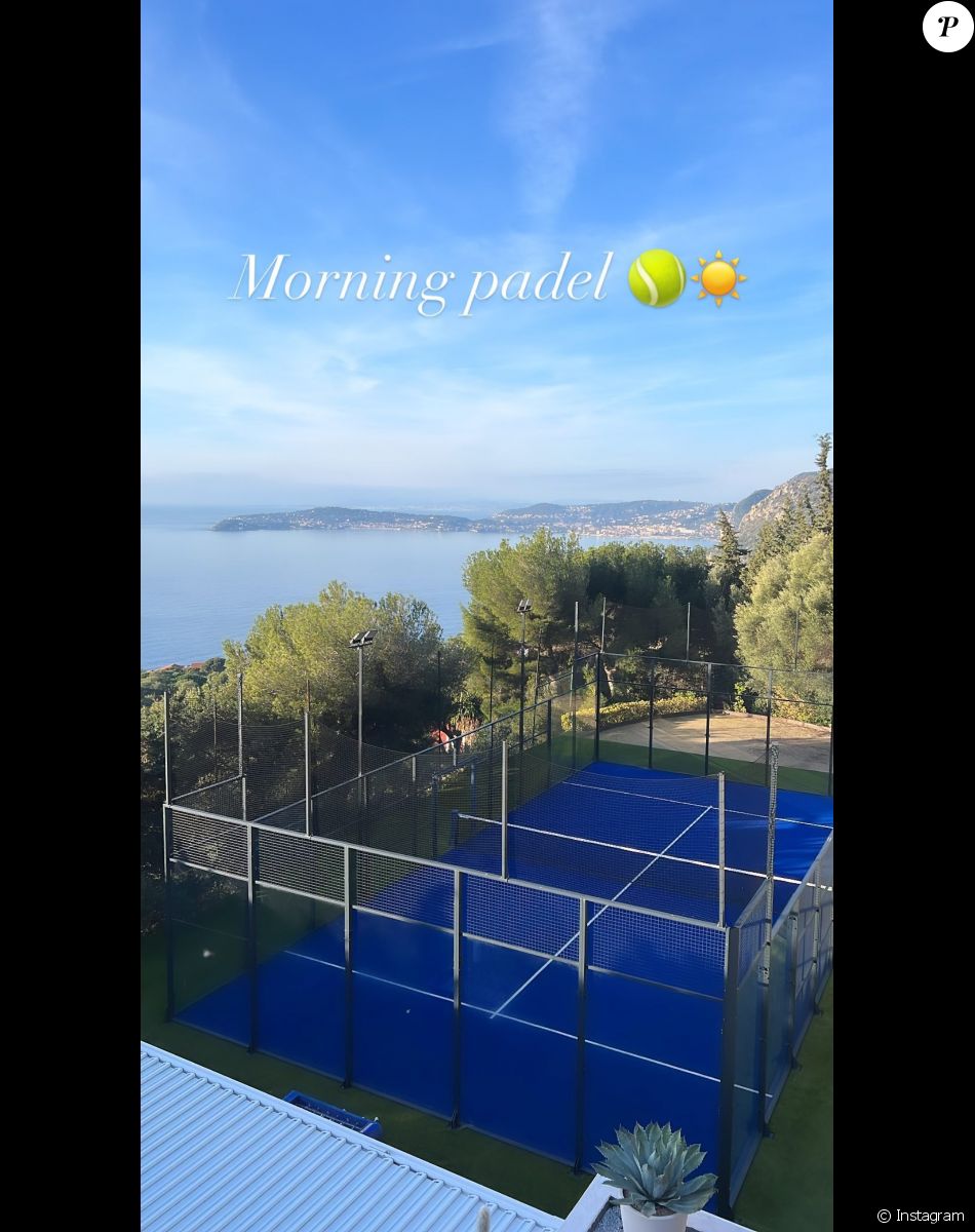 Didier Deschamps : Sa belle-fille Mathilde, sublime en combi à sequins, s'offre un Noël très ...