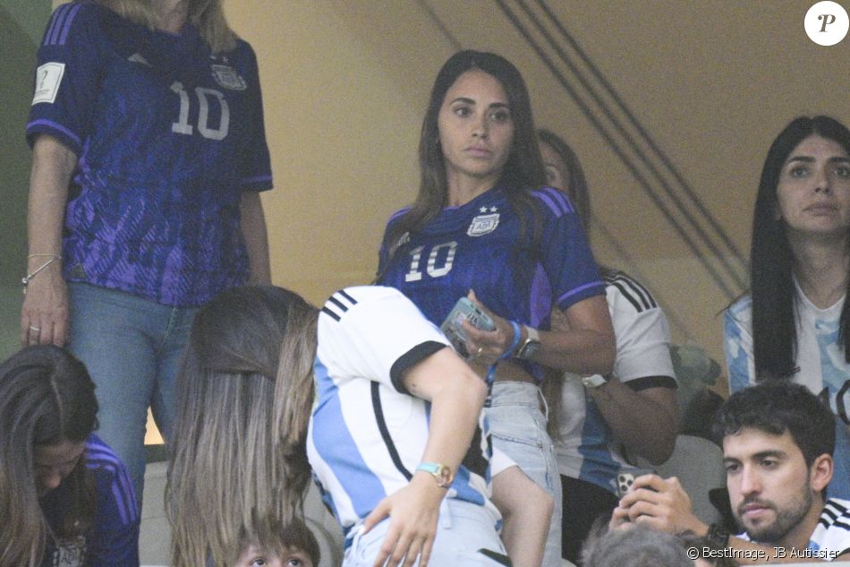 Antonella Roccuzzo - femme de MESSI Lionel (ARG) dans les tribunes du ...
