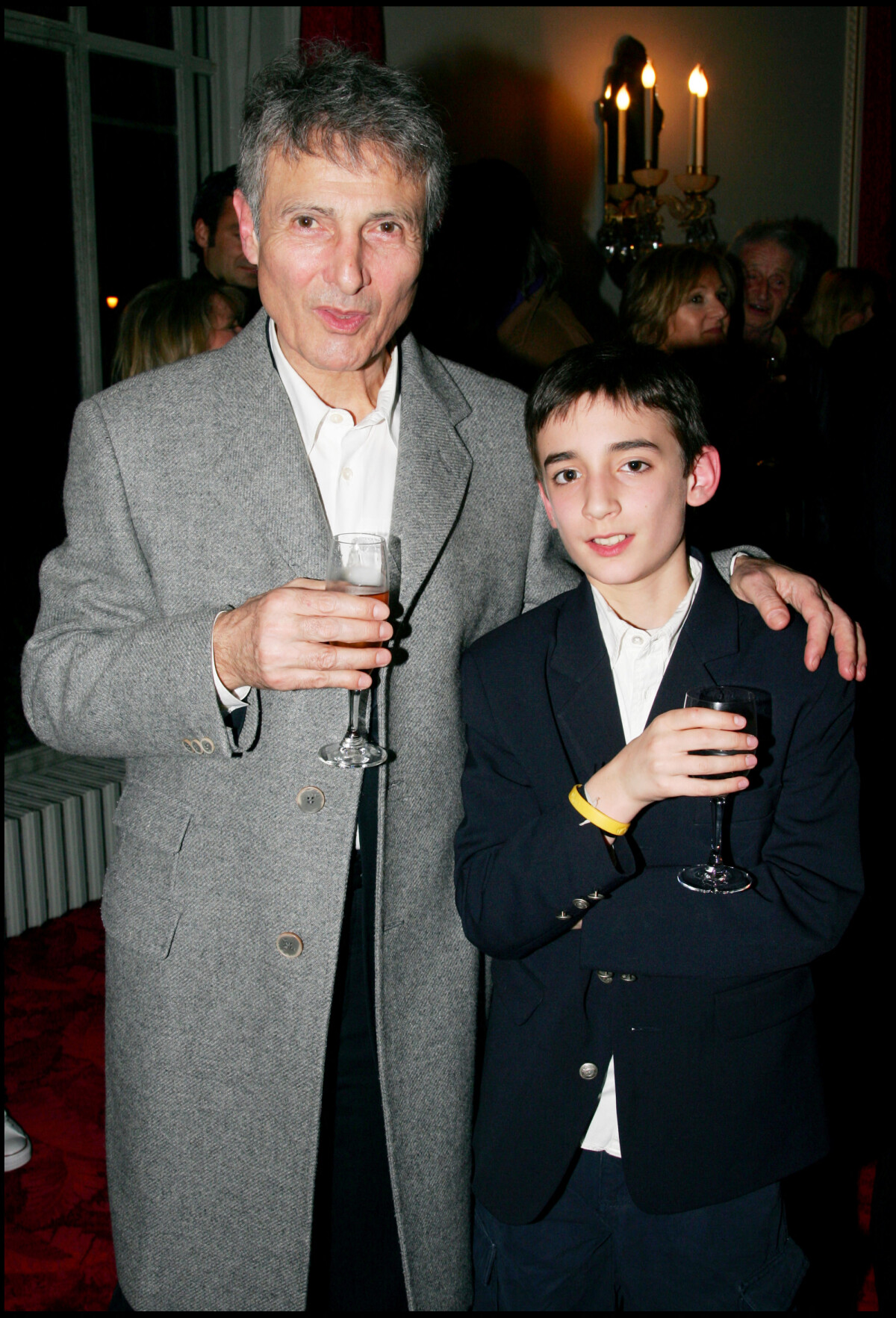 Photo : Jean-Marc Maniatis et son fils à la soirée pour la 100e de la ...
