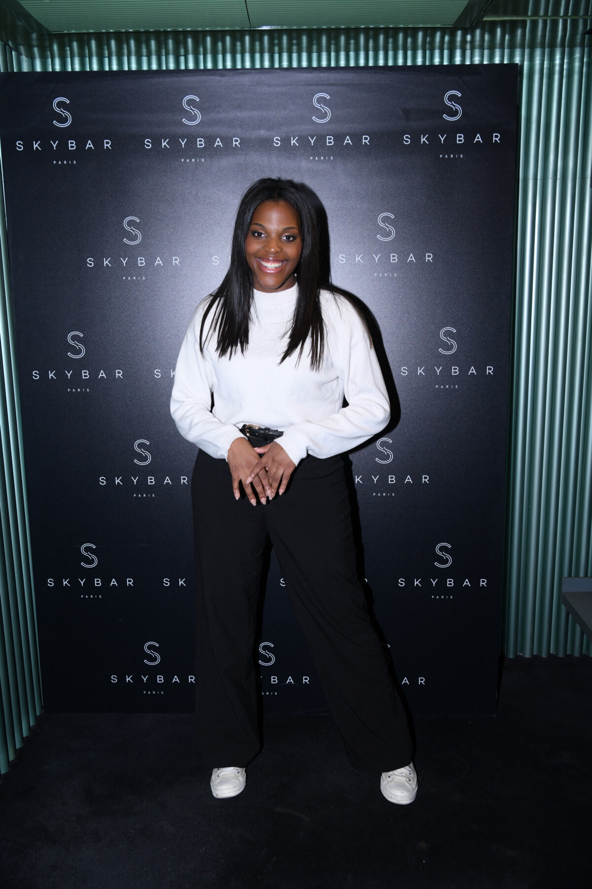 Photo : Exclusif - Mentissa à la Winter Party au rooftop Skybar Paris à ...