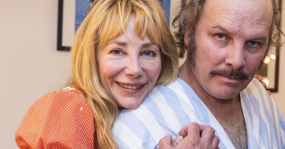 Exclusif - Backstage - Julie Depardieu, Philippe Katerine - Philippe Katerine présente son ...