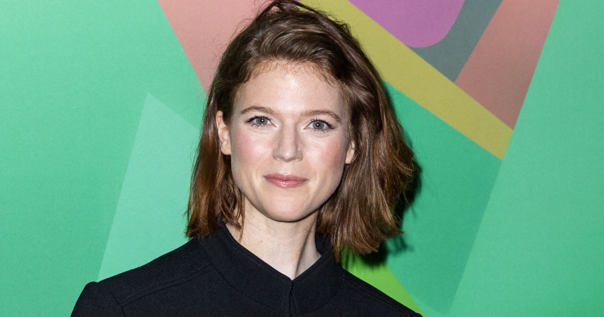 Rose Leslie au photocall du défilé Louis Vuiton lors de la Fashion Week ...