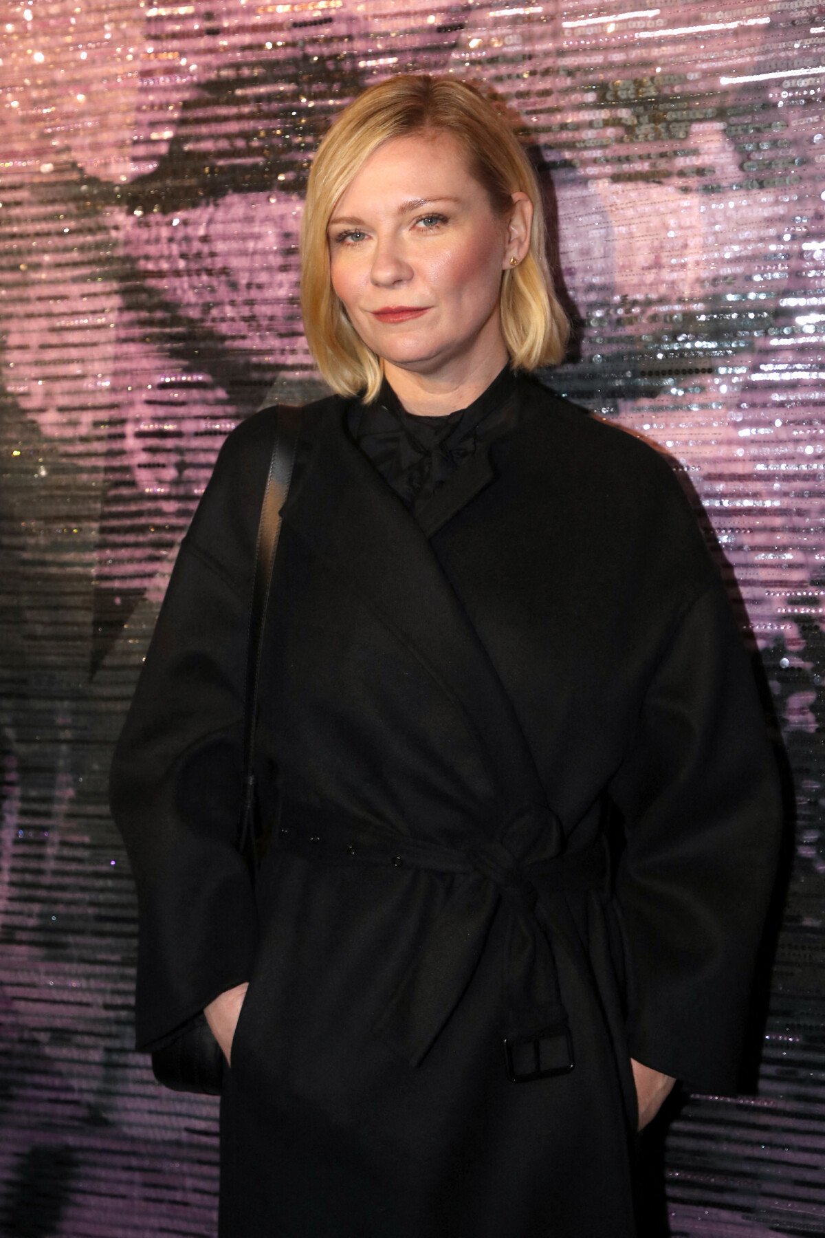 Photo : Kirsten Dunst - Photocall au défilé de mode Haute-Couture ... Photo : Kirsten Dunst - Photocall au défilé de mode Haute-Couture ...