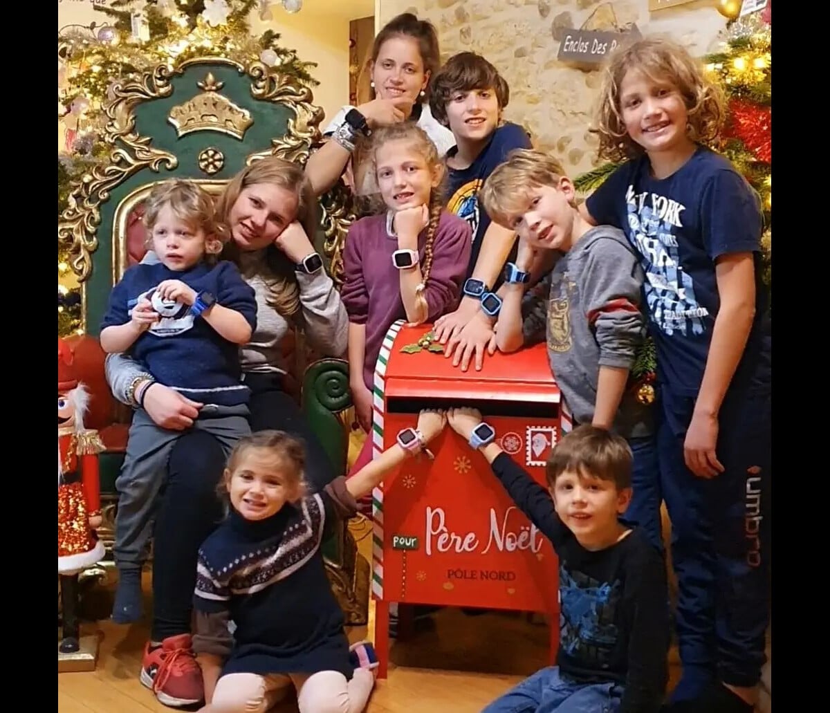 Photo : La famille Van Der Auwera de "Familles nombreuses" - Purepeople