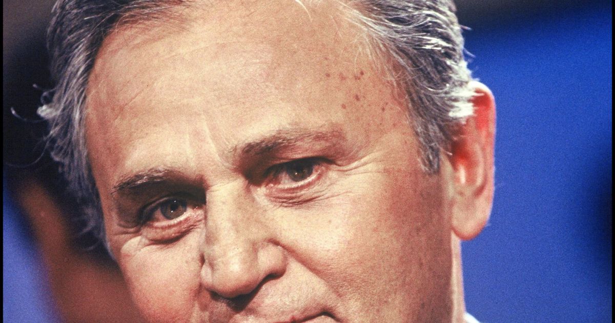 Roger Hanin replié sur lui avant sa mort et "incapable de marcher", ces ...