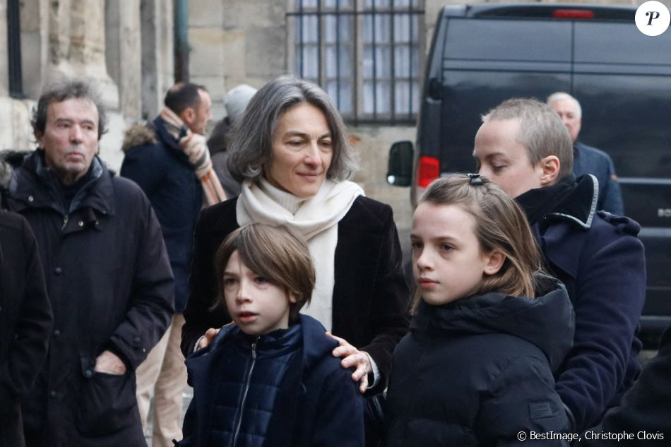 Stéphanie Tesson et sa famille - Obsèques de Philippe Tesson en l ...