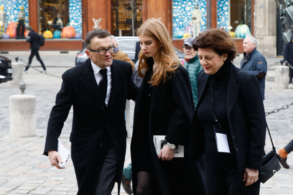 Photo : Sylvain Tesson - Obsèques de Philippe Tesson en l'église Saint ...