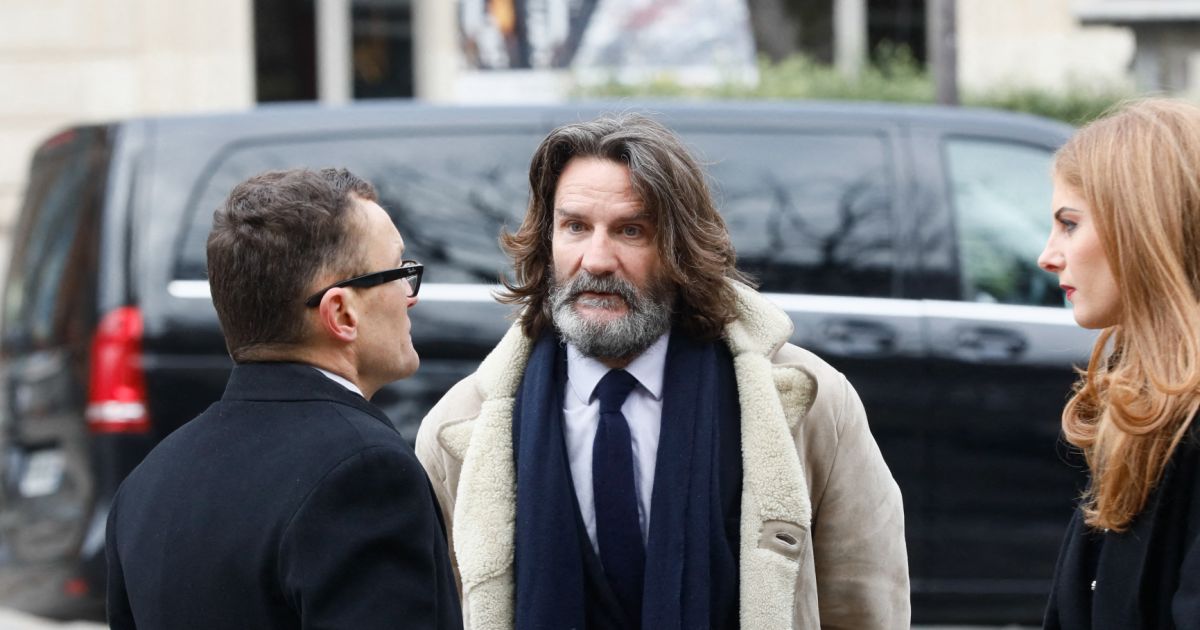 Frédéric Beigbeder, Sylvain Tesson - Obsèques de Philippe Tesson en l ...